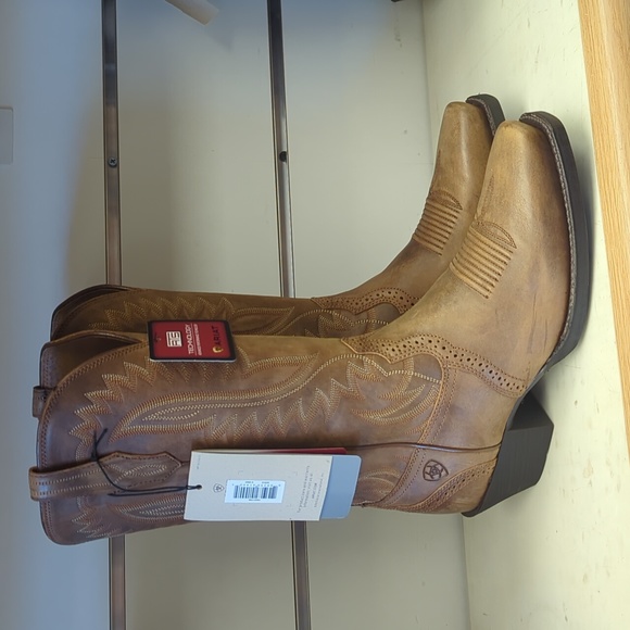 Ariat | Shoes | New Mens Ariat Downtown Legend 021708 | Poshmark